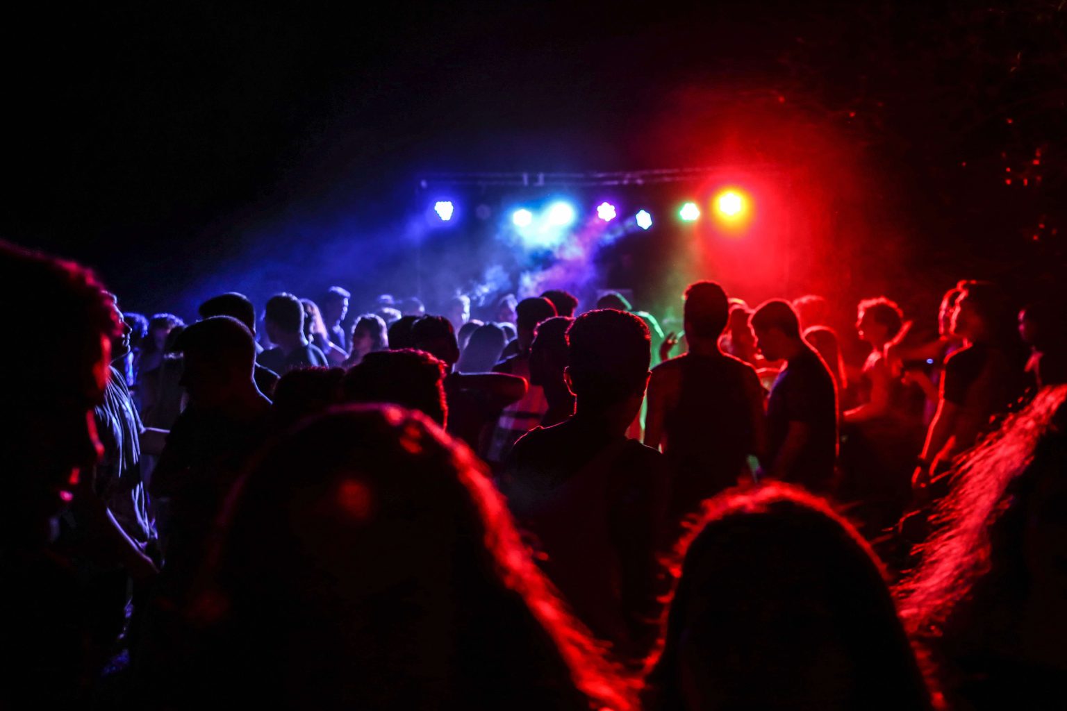 7 Amazing Cities With The Best Nightlife Around The World 7-amazing-cities-with-the-best-nightlife-around-the-world
